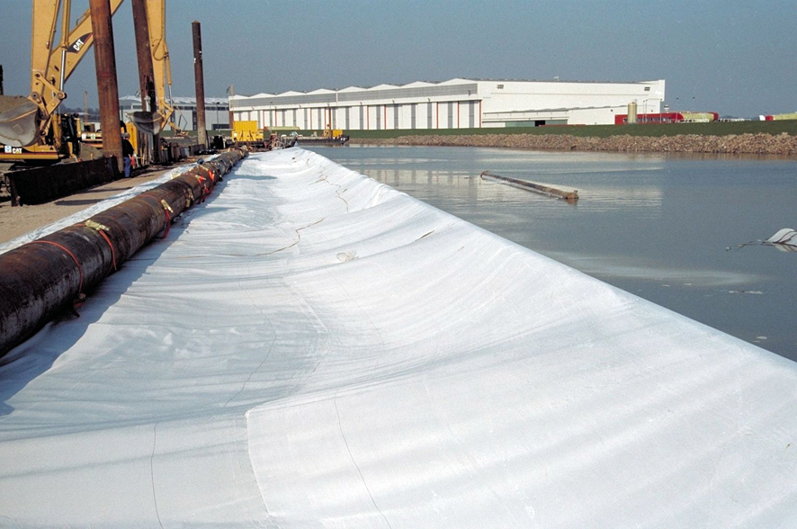 Solutions innovantes pour la poldérisation avec les géotextiles HUESKE